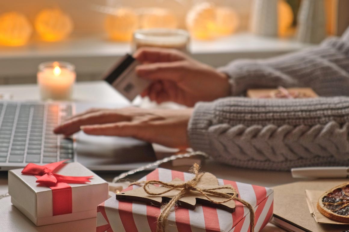 Smart Holiday Spending: Tips to Stay on Budget and Make the Most of the ...