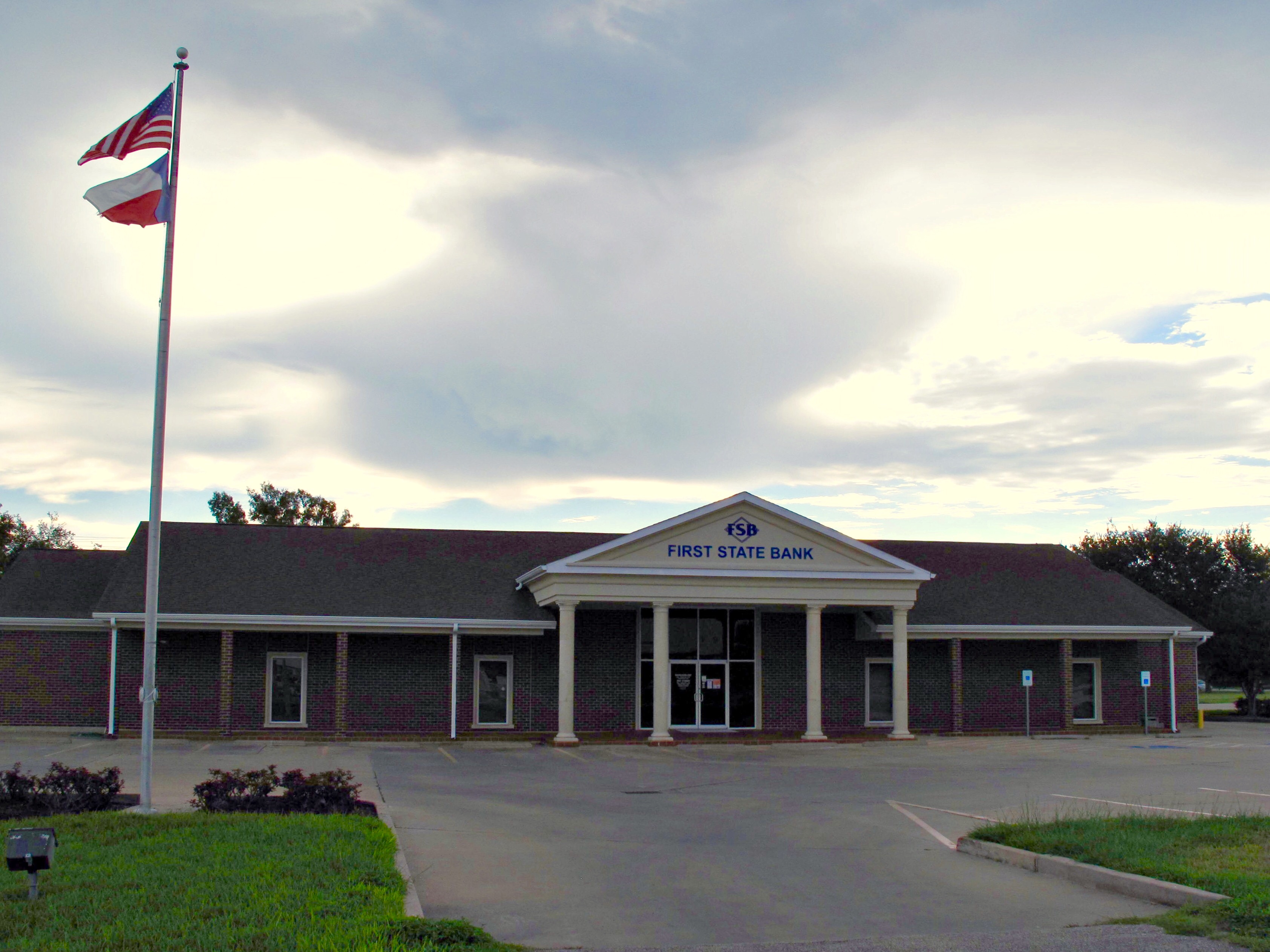 El Campo | The First State Bank