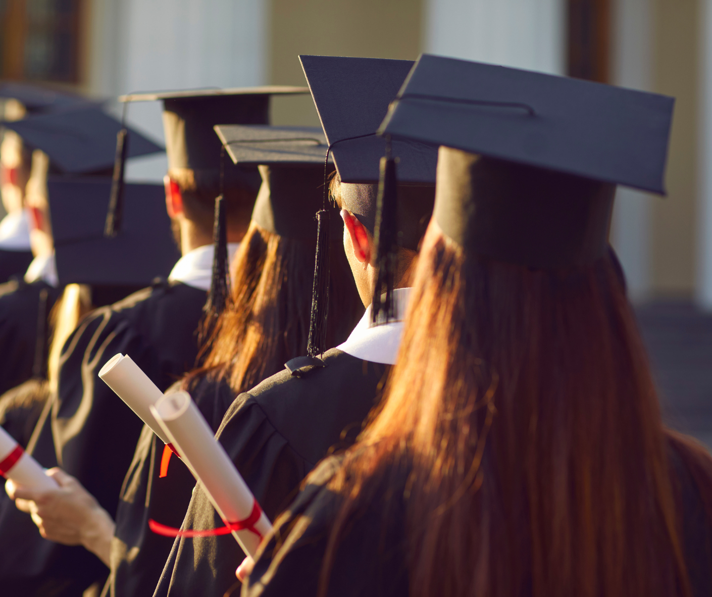Student loan repayment tips for recent graduates | First Central State Bank